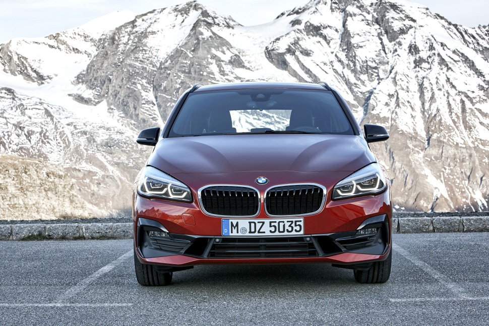 BMW 2 Series Active Tourer (F45 LCI, facelift 2018) 225xe (220 Hp ...